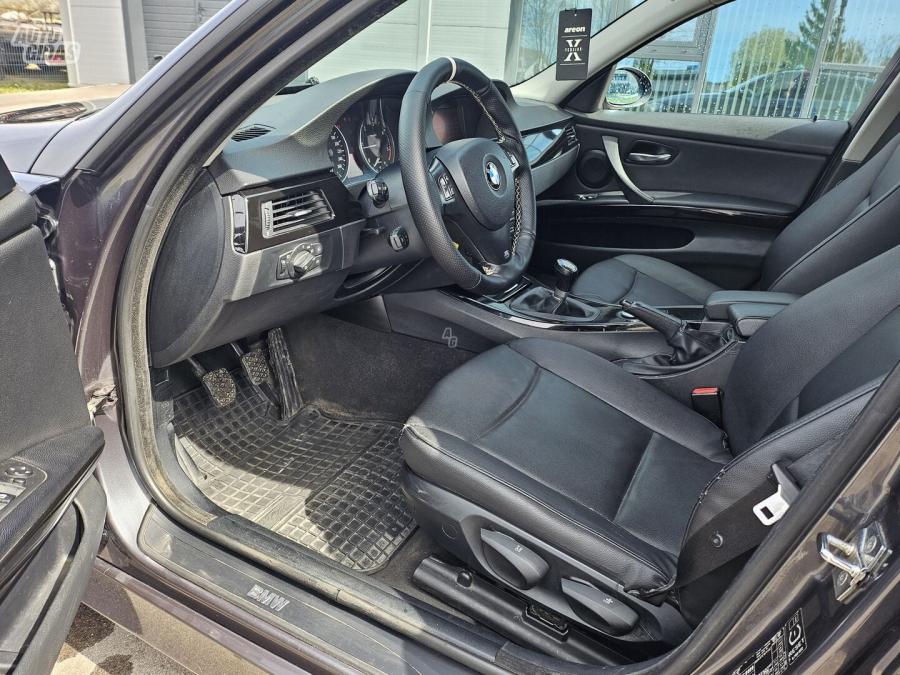 Grey BMW 320 2006 in Klaipeda, with an engine capacity of 2.00 L and mileage of 406 thousand km for 2600 €, photo 14 on AUTOMOTO.COM.LV