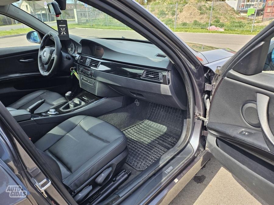 Grey BMW 320 2006 in Klaipeda, with an engine capacity of 2.00 L and mileage of 406 thousand km for 2600 €, photo 15 on AUTOMOTO.COM.LV