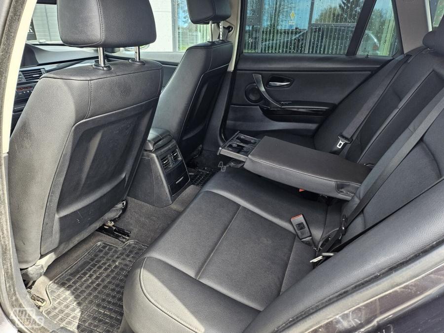 Grey BMW 320 2006 in Klaipeda, with an engine capacity of 2.00 L and mileage of 406 thousand km for 2600 €, photo 17 on AUTOMOTO.COM.LV