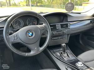 Pelēks BMW 320 2006 Klaipėda, ar dzinēja tilpumu 2.00 L un nobraukumu 339 tūkst. km par 2750 €, foto 13 vietnē AUTOMOTO.COM.LV