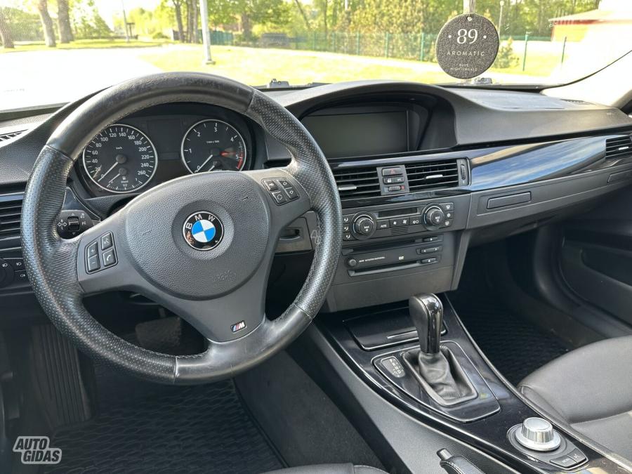 Pelēks BMW 320 2006 Klaipėda, ar dzinēja tilpumu 2.00 L un nobraukumu 339 tūkst. km par 2750 €, foto 13 vietnē AUTOMOTO.COM.LV