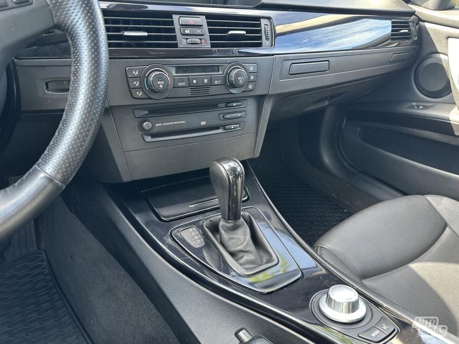 Grey BMW 320 2006 in Klaipeda, with an engine capacity of 2.00 L and mileage of 339 thousand km for 2750 €, photo 16 on AUTOMOTO.COM.LV