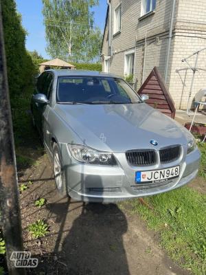 Grey BMW 320 2006 in Vilnius, with an engine capacity of 2.00 L and mileage of 286 thousand km for 3100 €, photo 4 on AUTOMOTO.COM.LV