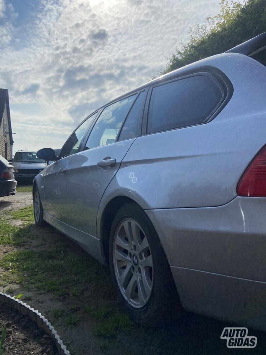 Grey BMW 320 2006 in Vilnius, with an engine capacity of 2.00 L and mileage of 286 thousand km for 3100 €, photo 6 on AUTOMOTO.COM.LV