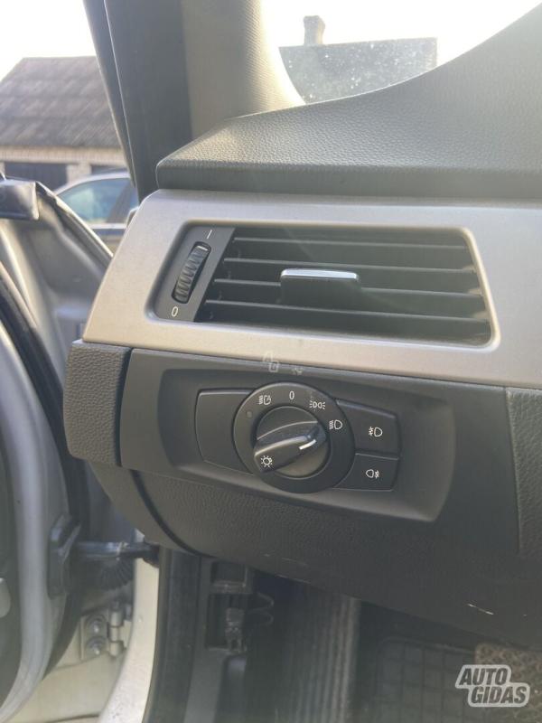 Pelēks BMW 320 2006 Viļņa, ar dzinēja tilpumu 2.00 L un nobraukumu 286 tūkst. km par 3100 €, foto 10 vietnē AUTOMOTO.COM.LV
