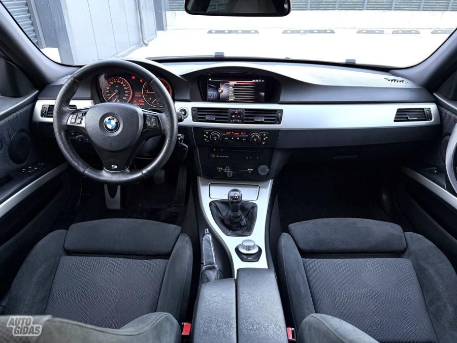 Grey BMW 320 2006 in Vilnius, with an engine capacity of 2.00 L and mileage of 405 thousand km for 3700 €, photo 14 on AUTOMOTO.COM.LV