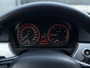 Grey BMW 320 2006 in Vilnius, with an engine capacity of 2.00 L and mileage of 405 thousand km for 3700 €, photo 22 on AUTOMOTO.COM.LV