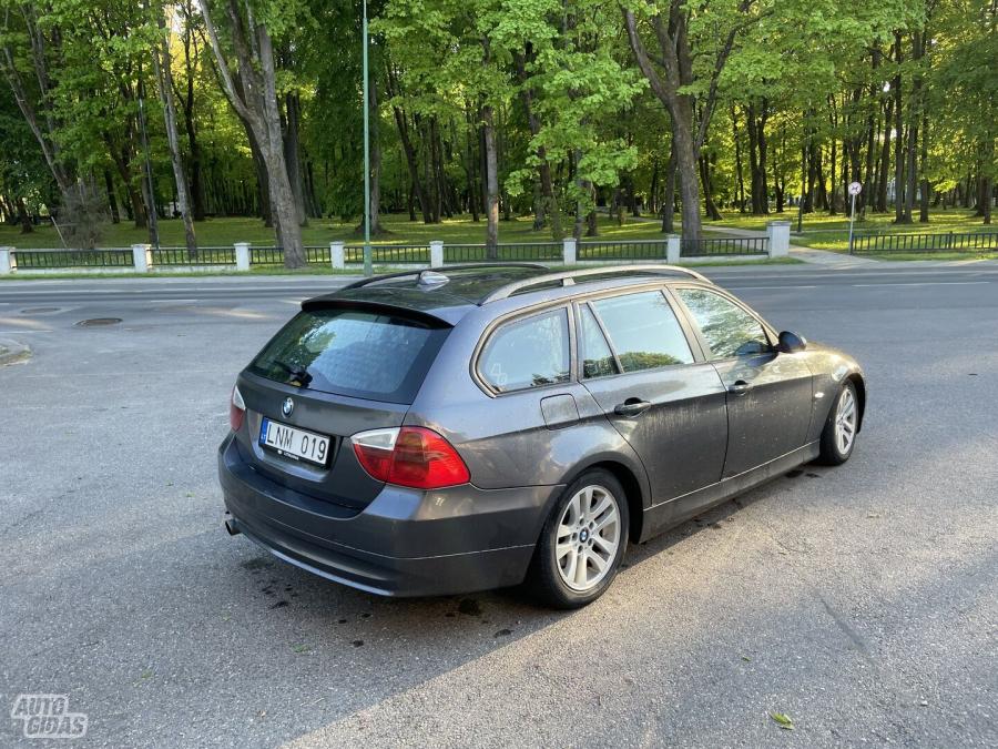 Grey BMW 320 2006 in Klaipeda, with an engine capacity of 2.00 L and mileage of 320 thousand km for 2750 €, photo 5 on AUTOMOTO.COM.LV