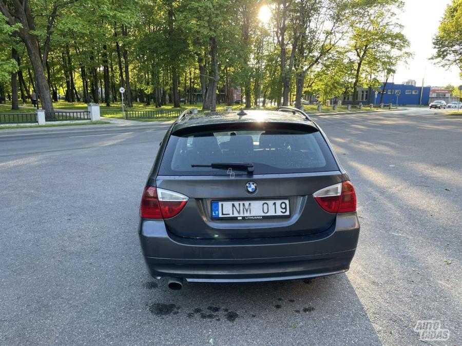 Grey BMW 320 2006 in Klaipeda, with an engine capacity of 2.00 L and mileage of 320 thousand km for 2750 €, photo 6 on AUTOMOTO.COM.LV