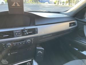 Grey BMW 320 2006 in Klaipeda, with an engine capacity of 2.00 L and mileage of 320 thousand km for 2750 €, photo 12 on AUTOMOTO.COM.LV