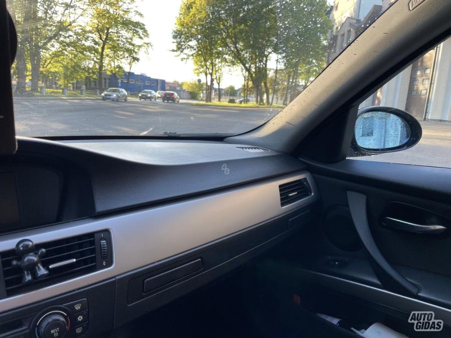 Grey BMW 320 2006 in Klaipeda, with an engine capacity of 2.00 L and mileage of 320 thousand km for 2750 €, photo 14 on AUTOMOTO.COM.LV
