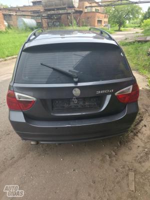 Grey BMW 320 2006 in Kaunas, with an engine capacity of 2.00 L and mileage of 350 thousand km for 1200 €, photo 5 on AUTOMOTO.COM.LV