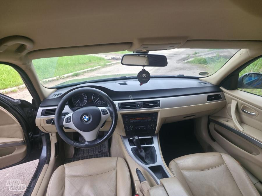 Grey BMW 320 2006 in Kaunas, with an engine capacity of 2.00 L and mileage of 350 thousand km for 1200 €, photo 10 on AUTOMOTO.COM.LV