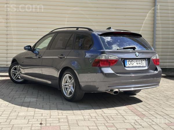 Grey BMW 320 2006 in Tukums, with an engine capacity of 2.00 L and mileage of 342 thousand km for 3300 €, photo 4 on AUTOMOTO.COM.LV