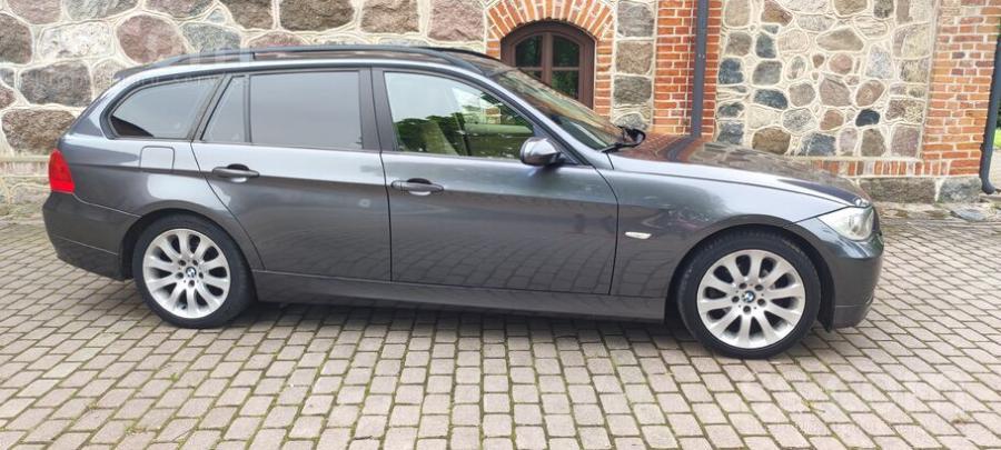 Pelēks BMW 320 2006 Gulbene, ar dzinēja tilpumu 2.00 L un nobraukumu 226 tūkst. km par 3150 €, foto 1 vietnē AUTOMOTO.COM.LV