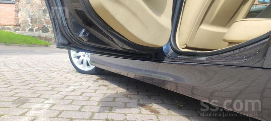 Pelēks BMW 320 2006 Gulbene, ar dzinēja tilpumu 2.00 L un nobraukumu 226 tūkst. km par 3150 €, foto 32 vietnē AUTOMOTO.COM.LV