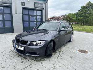 Pelēks BMW 320 2006 Panevēža, ar dzinēja tilpumu 2.00 L un nobraukumu 358 tūkst. km par 2800 €, foto  vietnē AUTOMOTO.COM.LV