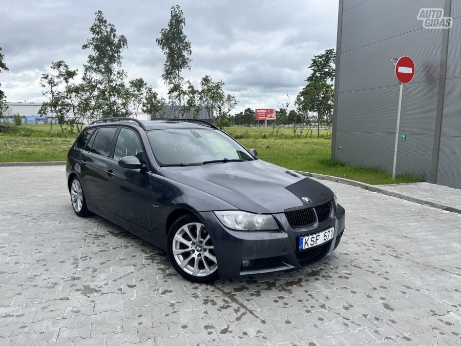 Pelēks BMW 320 2006 Panevēža, ar dzinēja tilpumu 2.00 L un nobraukumu 358 tūkst. km par 2800 €, foto 3 vietnē AUTOMOTO.COM.LV