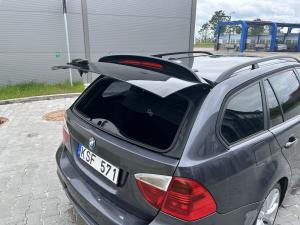 Pelēks BMW 320 2006 Panevēža, ar dzinēja tilpumu 2.00 L un nobraukumu 358 tūkst. km par 2800 €, foto 10 vietnē AUTOMOTO.COM.LV