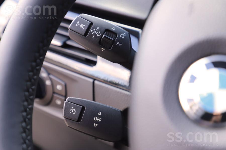 Grey BMW 320 2006 in Tukums, with an engine capacity of 2.00 L and mileage of 316 thousand km for 4290 €, photo 13 on AUTOMOTO.COM.LV