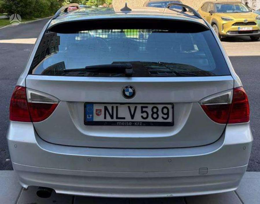 Grey BMW 320 2006 in Vilnius, with an engine capacity of 2.00 L and mileage of 322 thousand km for 4800 €, photo 7 on AUTOMOTO.COM.LV