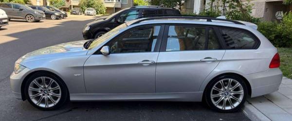 Pelēks BMW 320 2006 Viļņa, ar dzinēja tilpumu 2.00 L un nobraukumu 322 tūkst. km par 4800 €, foto 8 vietnē AUTOMOTO.COM.LV