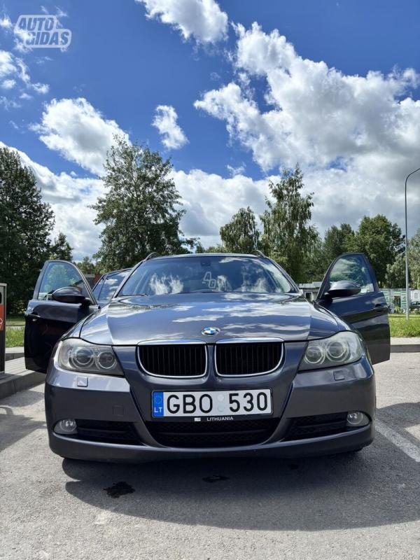 Pelēks BMW 320 2006 Alīta, ar dzinēja tilpumu 2.00 L un nobraukumu 384 tūkst. km par 3800 €, foto 3 vietnē AUTOMOTO.COM.LV
