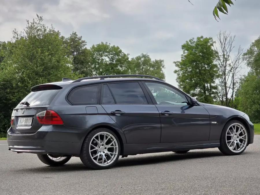 Pelēks BMW 320 2006 Grobiņa, ar dzinēja tilpumu 2.00 L un nobraukumu 336 tūkst. km par 4700 €, foto 10 vietnē AUTOMOTO.COM.LV