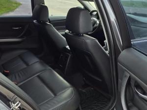 Pelēks BMW 320 2006 Grobiņa, ar dzinēja tilpumu 2.00 L un nobraukumu 336 tūkst. km par 4700 €, foto 16 vietnē AUTOMOTO.COM.LV