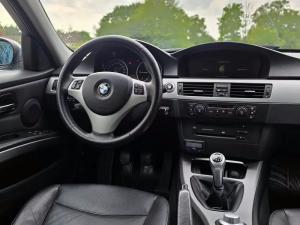 Pelēks BMW 320 2006 Grobiņa, ar dzinēja tilpumu 2.00 L un nobraukumu 336 tūkst. km par 4700 €, foto 19 vietnē AUTOMOTO.COM.LV