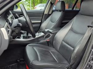 Pelēks BMW 320 2006 Grobiņa, ar dzinēja tilpumu 2.00 L un nobraukumu 336 tūkst. km par 4700 €, foto 21 vietnē AUTOMOTO.COM.LV