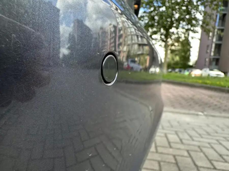 Grey BMW 320 2006 in Riga, with an engine capacity of 2.00 L and mileage of 387 thousand km for 3990 €, photo 8 on AUTOMOTO.COM.LV