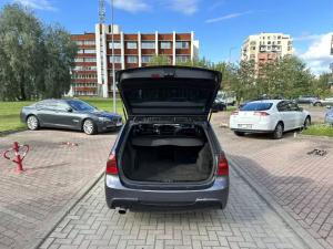 Grey BMW 320 2006 in Riga, with an engine capacity of 2.00 L and mileage of 387 thousand km for 3990 €, photo 10 on AUTOMOTO.COM.LV