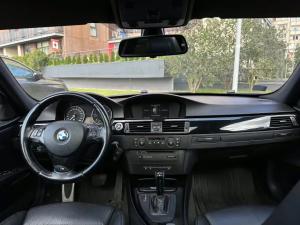 Grey BMW 320 2006 in Riga, with an engine capacity of 2.00 L and mileage of 387 thousand km for 3990 €, photo 16 on AUTOMOTO.COM.LV