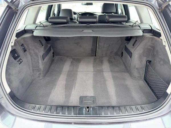 Pelēks BMW 320 2006 Rīga, ar dzinēja tilpumu 2.00 L un nobraukumu 332 tūkst. km par 4995 €, foto 5 vietnē AUTOMOTO.COM.LV