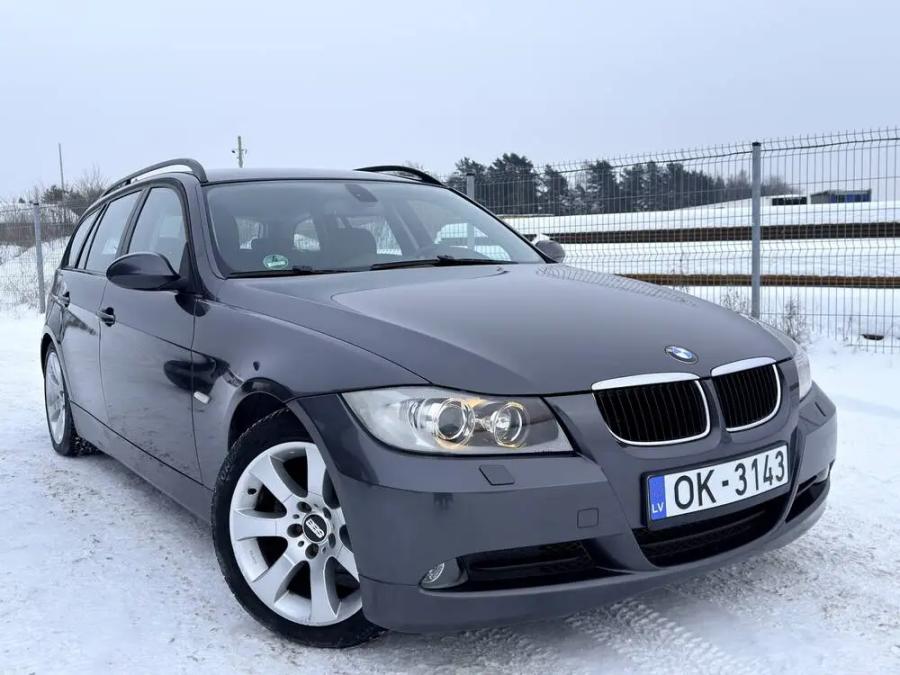 Grey BMW 320 2006 in Riga, with an engine capacity of 2.00 L and mileage of 332 thousand km for 4995 €, photo 1 on AUTOMOTO.COM.LV