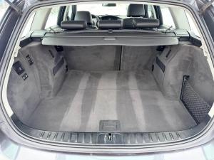 Grey BMW 320 2006 in Riga, with an engine capacity of 2.00 L and mileage of 332 thousand km for 4995 €, photo 6 on AUTOMOTO.COM.LV