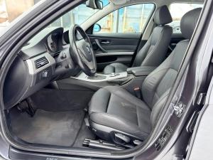 Grey BMW 320 2006 in Riga, with an engine capacity of 2.00 L and mileage of 332 thousand km for 4995 €, photo 11 on AUTOMOTO.COM.LV