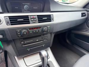 Grey BMW 320 2006 in Riga, with an engine capacity of 2.00 L and mileage of 332 thousand km for 4995 €, photo 19 on AUTOMOTO.COM.LV