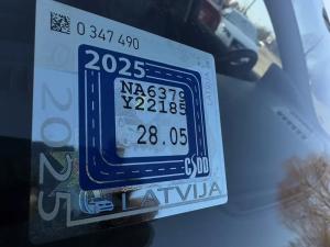 Grey BMW 320 2006 in Riga, with an engine capacity of 2.00 L and mileage of 270 thousand km for 2190 €, photo 3 on AUTOMOTO.COM.LV