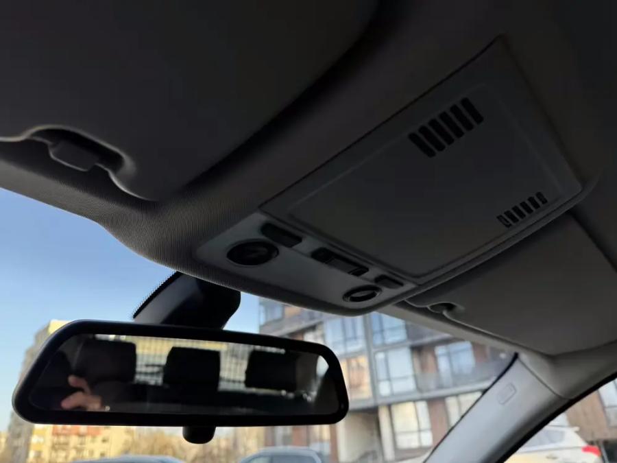 Grey BMW 320 2006 in Riga, with an engine capacity of 2.00 L and mileage of 270 thousand km for 2190 €, photo 22 on AUTOMOTO.COM.LV