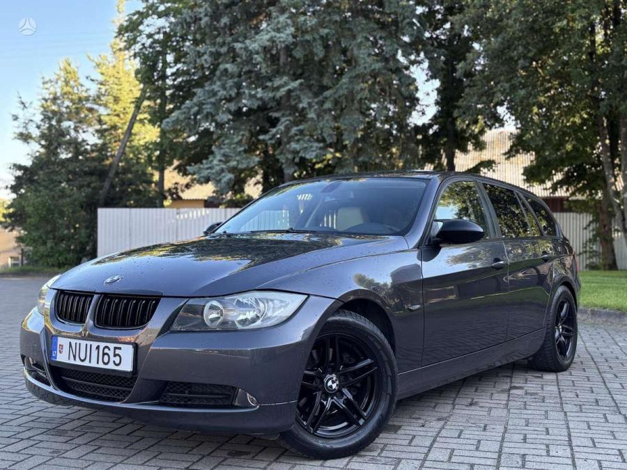 Grey BMW 320 2006 in Marijampole, with an engine capacity of 2.00 L and mileage of 329 thousand km for 3150 €, photo 4 on AUTOMOTO.COM.LV