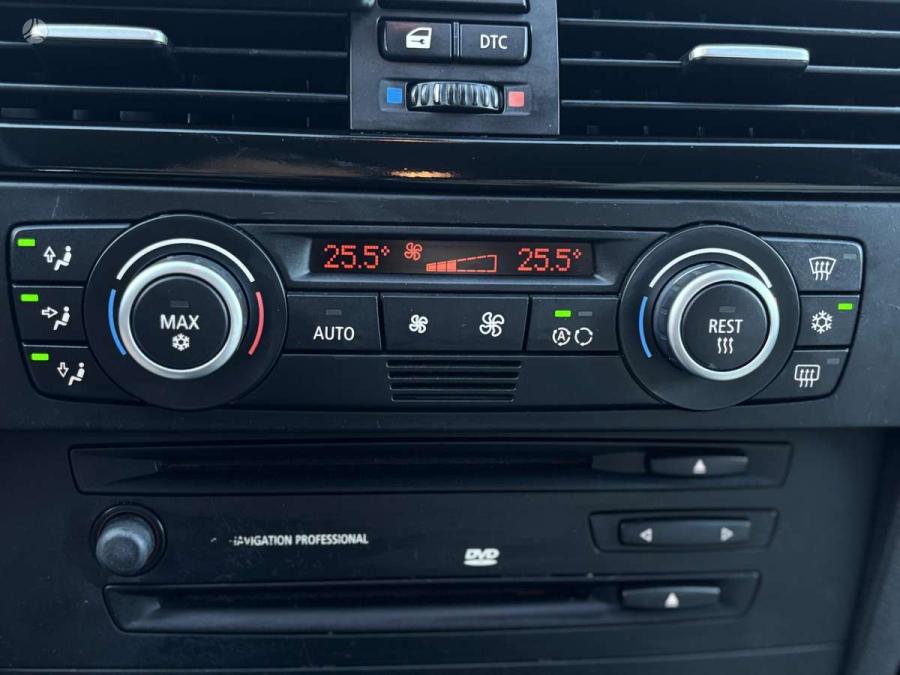 Grey BMW 320 2006 in Marijampole, with an engine capacity of 2.00 L and mileage of 329 thousand km for 3150 €, photo 15 on AUTOMOTO.COM.LV