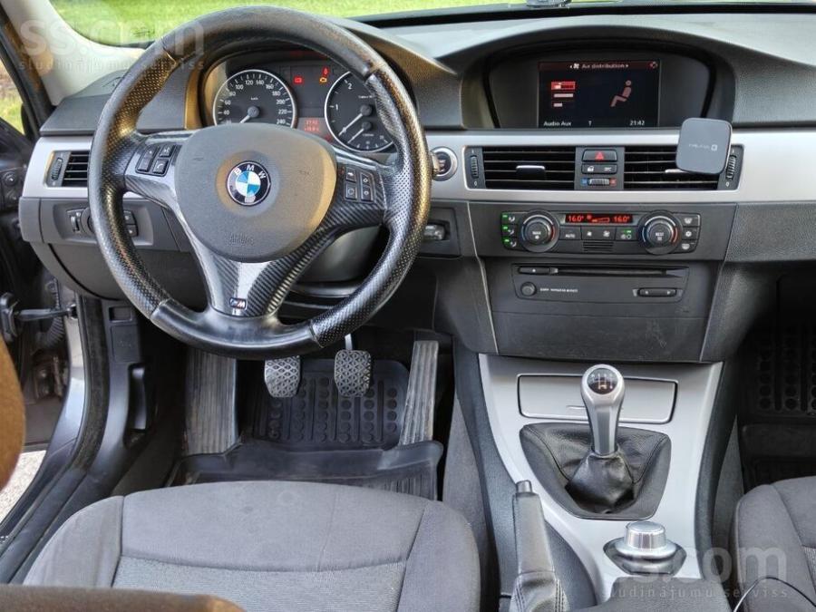 Grey BMW 320 2006 in Riga, with an engine capacity of 2.00 L and mileage of 275 thousand km for 4500 €, photo 9 on AUTOMOTO.COM.LV