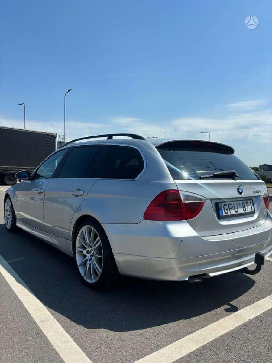 Grey BMW 320 2006 in Kaunas, with an engine capacity of 2.00 L and mileage of 475 thousand km for 2650 €, photo 1 on AUTOMOTO.COM.LV