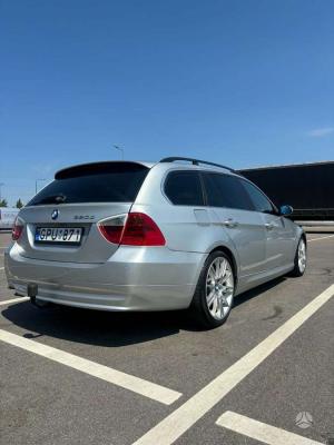 Grey BMW 320 2006 in Kaunas, with an engine capacity of 2.00 L and mileage of 475 thousand km for 2650 €, photo 5 on AUTOMOTO.COM.LV