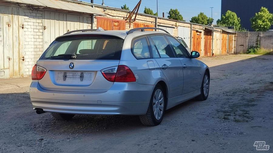 Grey BMW 320 2006 in Kaunas, with an engine capacity of 2.00 L and mileage of 380 thousand km for 2650 €, photo 7 on AUTOMOTO.COM.LV