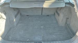 Grey BMW 320 2006 in Kaunas, with an engine capacity of 2.00 L and mileage of 380 thousand km for 2650 €, photo 13 on AUTOMOTO.COM.LV