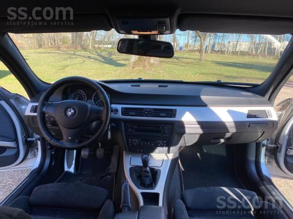 Grey BMW 320 2006 in Cesis, with an engine capacity of 2.00 L and mileage of 289 thousand km for 3300 €, photo 6 on AUTOMOTO.COM.LV