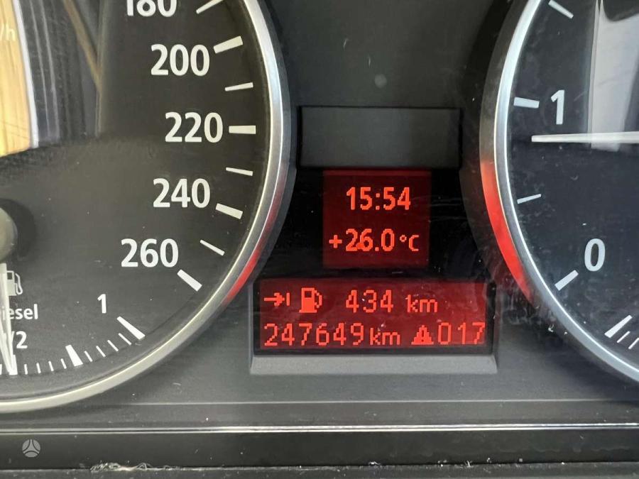 Grey BMW 320 2006 in Pasvalys, with an engine capacity of 2.00 L and mileage of 247 thousand km for 2500 €, photo 11 on AUTOMOTO.COM.LV